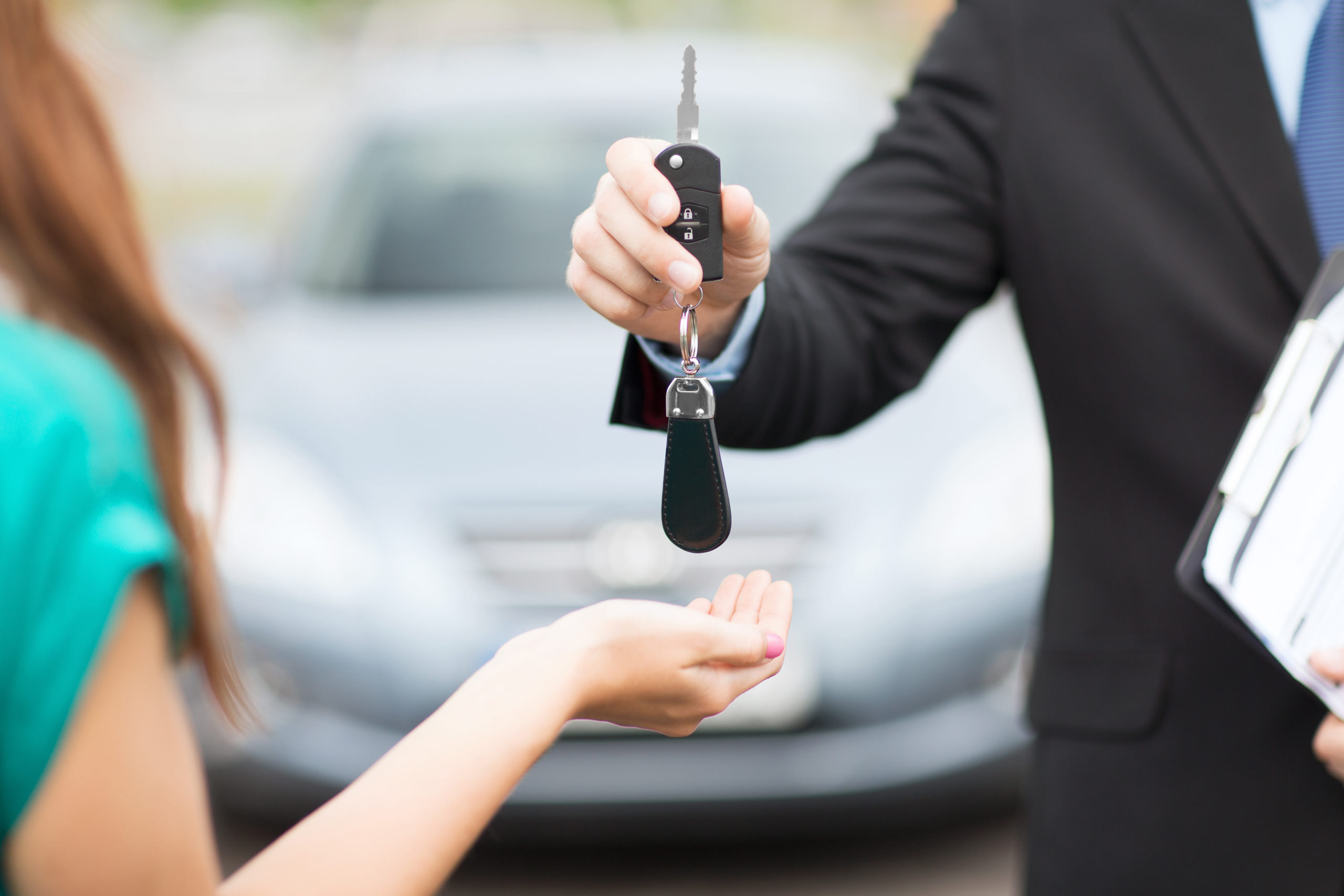 Auto Loan Co-Signer vs. Co-Borrower: What's the Difference? | EdFed